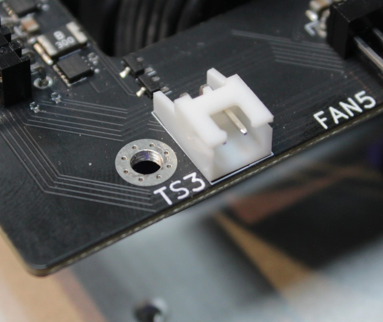 BENCHLAB - ElmorLabs